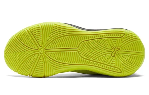 PUMA Triple Basketball Sneakers - Yellow/black