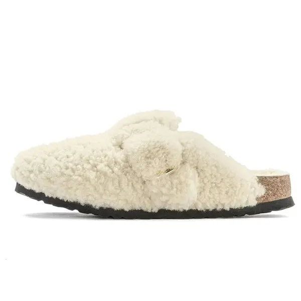 BIRKENSTOCK Boston Shearling Clog With Big Buckle - Ivory