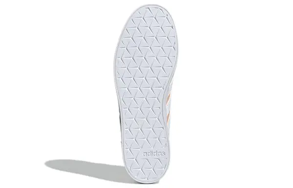 Adidas Heawin Low Top Sneakers