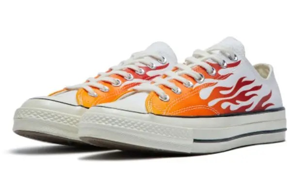 CONVERSE Chuck 70 Low Top Sneakers With Flame Print - Red/white