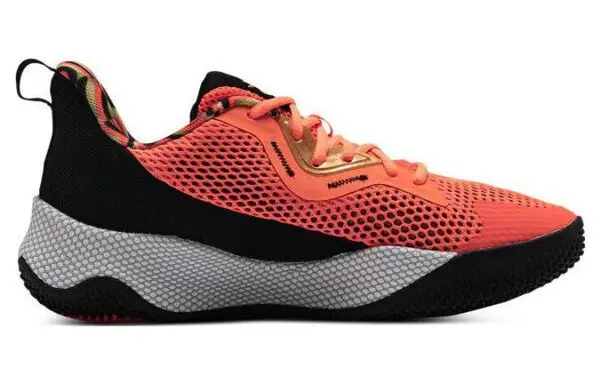 Under Armour Curry Hovr Splash 3 Basketball Shoes