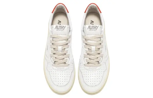 AUTRY Medalist Leather Low Top Sneakers - White/orange