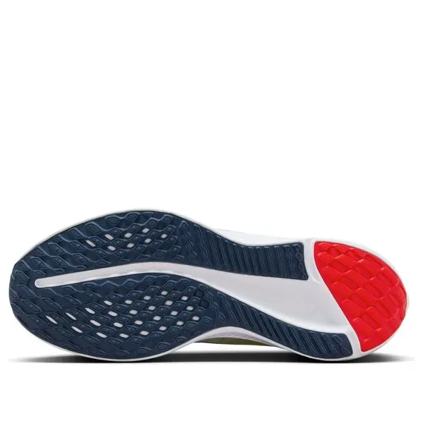 Nike Quest 5 Athletic Sneakers - Beige/red