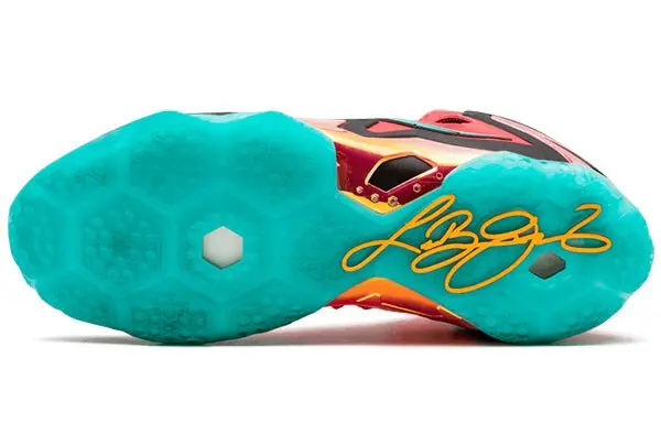 Nike Lebron Elite 'hero' High Top Athletic Sneakers - Red/black/green