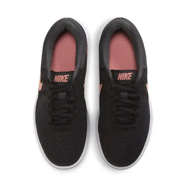 Nike Revolution 4 Low Top Sneakers