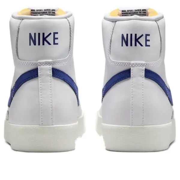 Nike Blazer Mid '77 Vintage Sneakers - White/summit White/sail