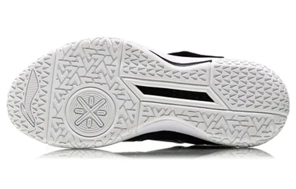 LI-NING Professional Basketball Sneakers
