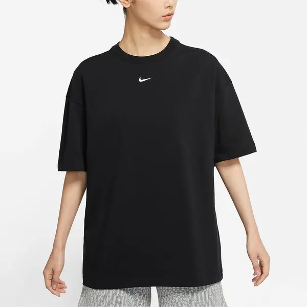 Nike Essential Round-neck T-shirt - Black