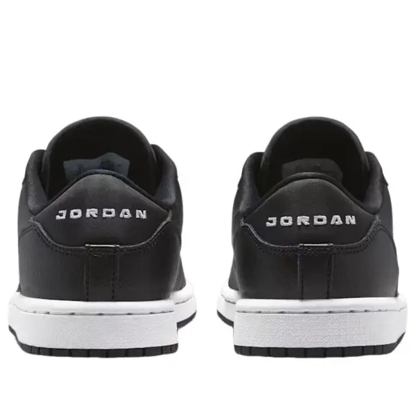 JORDAN Court Connect Low Sneakers