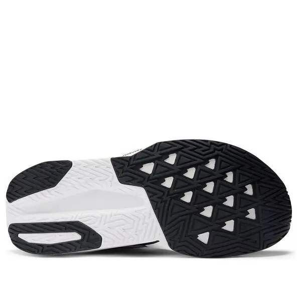 NEW BALANCE Fuelcell Rebel V5 Sneakers - Black/silver