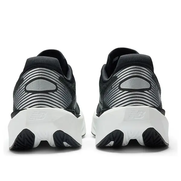 NEW BALANCE Fuelcell Rebel V5 'black Silver - Black/silver