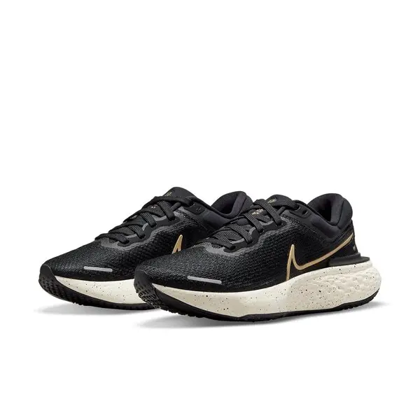 Nike Zoomx Invincible Run Flyknit Sneakers - Black