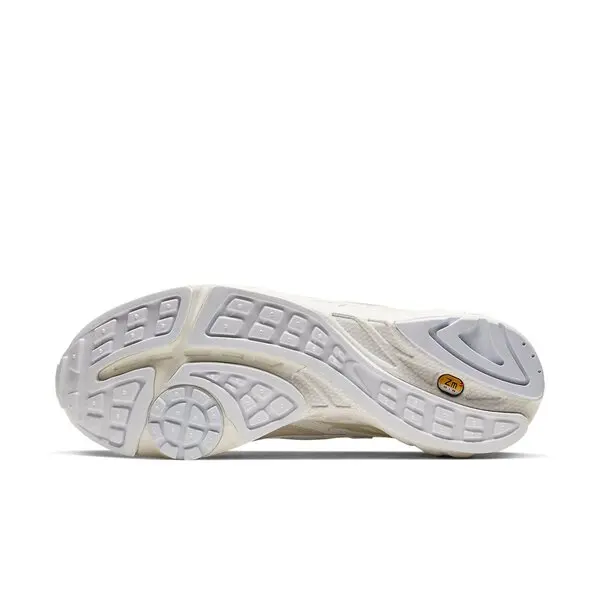 Nike Ghost Racer Sneakers - White
