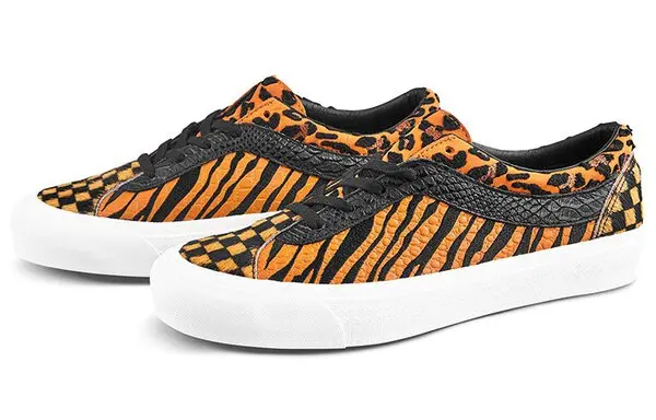 VANS Bold Ni Sp Mixed Media Sneakers - Black/brown