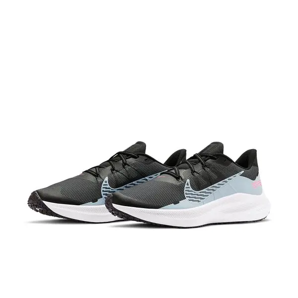 Nike Zoom Winflo Shield Sneakers