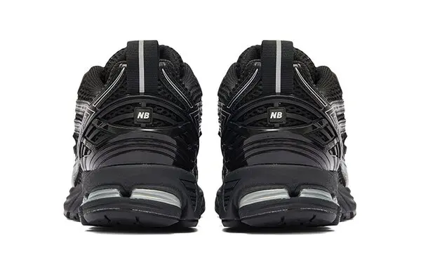 NEW BALANCE 1906r Sneakers - Black/grey