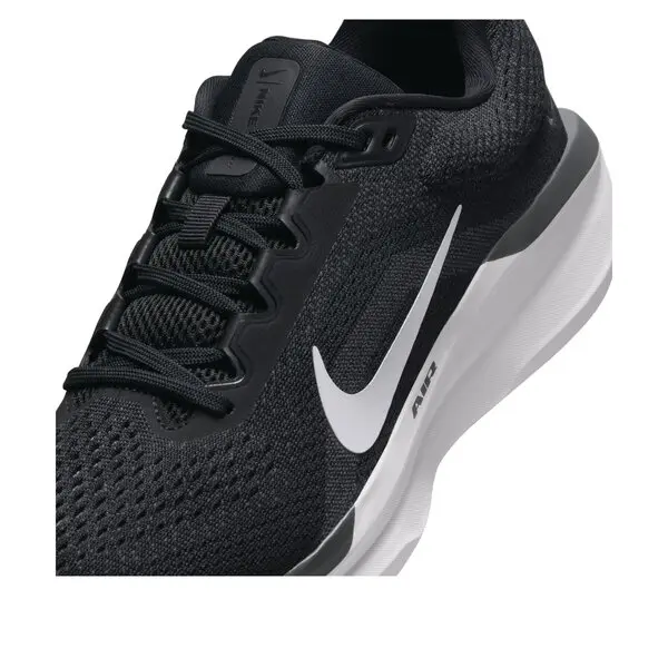 Nike Zoom Winflo Athletic Sneakers - Black/white