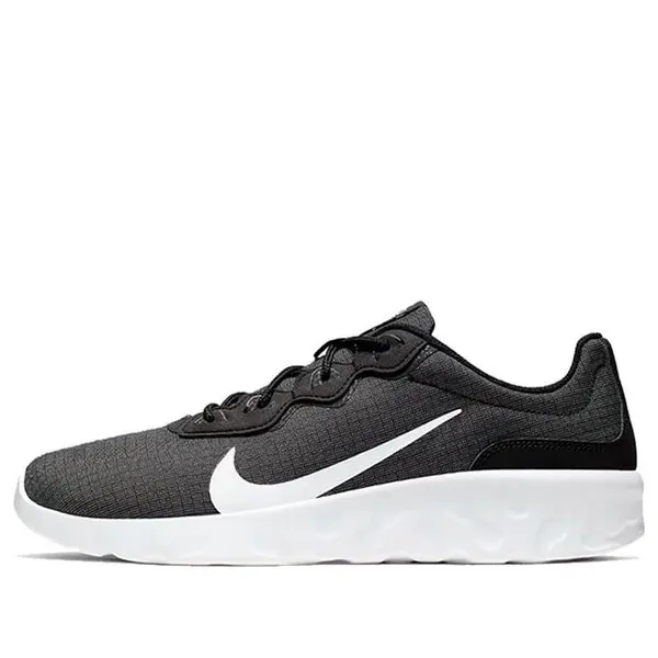 Nike Explore Strada Sneakers - Black/white