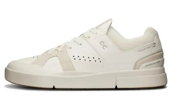 On The Roger Clubhouse Low Top Sneakers