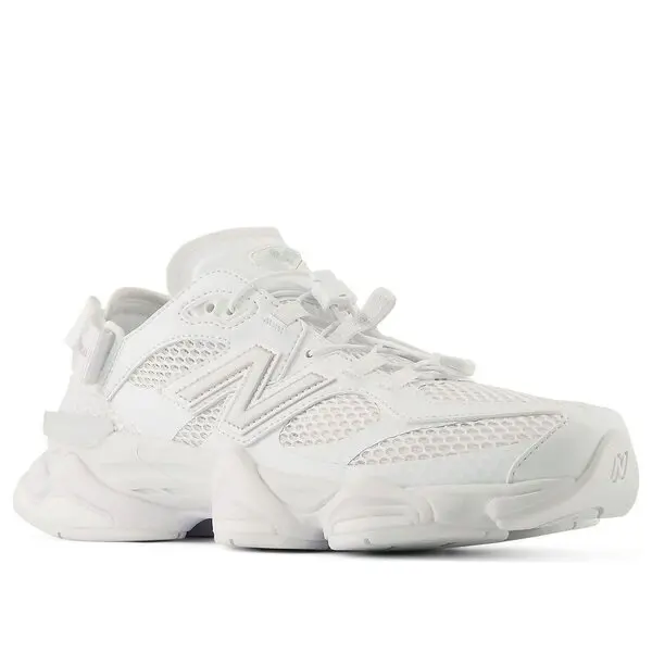 NEW BALANCE U9060sv1 Sneakers - White