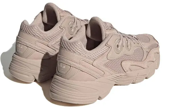 Adidas Astir "wonder Taupe" Sneakers - Brown