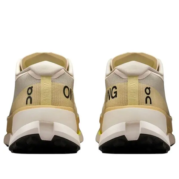 On Cloudultra Pro Sneakers - Pearl/lychee