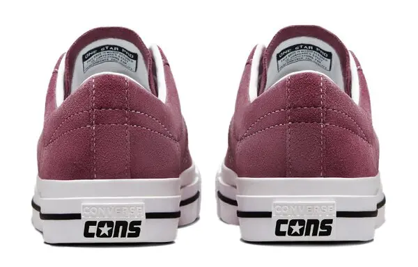 CONVERSE One Star Pro Low-top Sneakers - Red