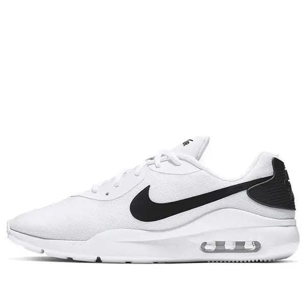 Nike Max Oketo Low Top Sneakers - White/black