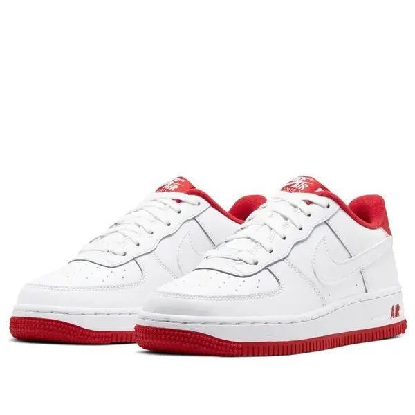 Nike Force 1 Low Top Sneakers