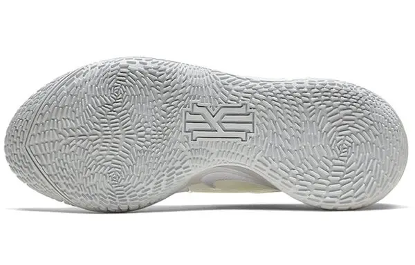 Nike Kyrie Low 2 "sandy Cheeks" Sneakers - White