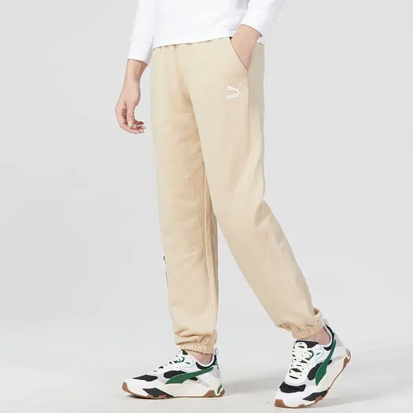 PUMA Team Badge Sweatpants