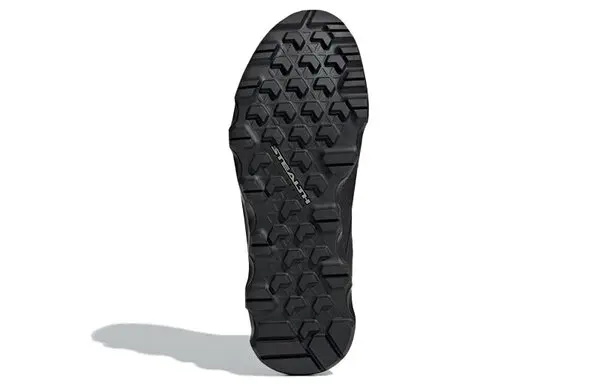 Adidas Voyager Cw Cp Mid-top Footwear