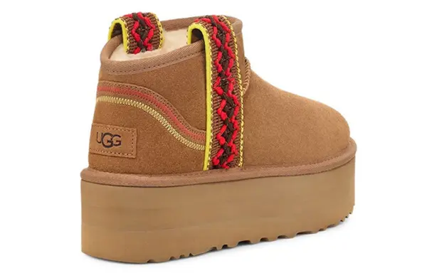 UGG Classic Ultra Mini Braid Platform Boots - Chestnut