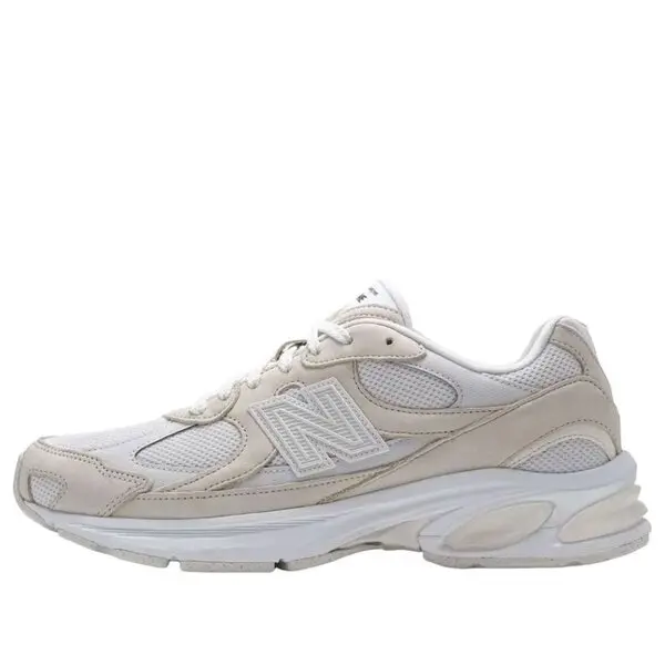 NEW BALANCE X Comme Des Garçons 2010 "white" Sneakers - White/beige