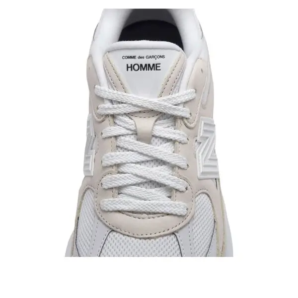 NEW BALANCE X Comme Des Garçons 2010 "white" Sneakers - White/beige