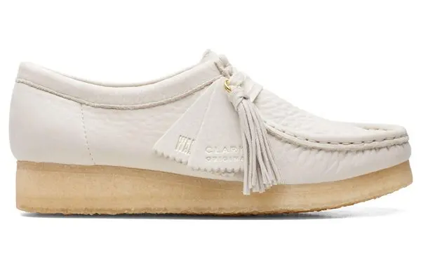 Clarks Wallabee Nubuck Lace-up - White