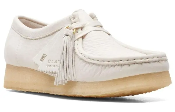 Clarks Wallabee Nubuck Lace-up - White