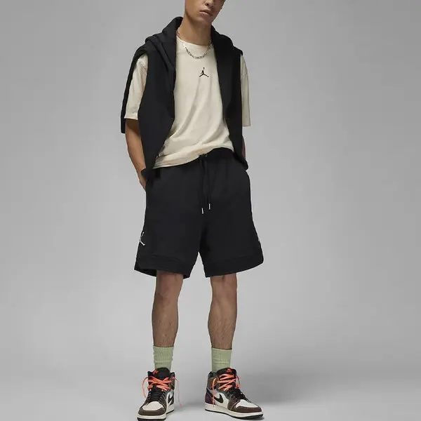 JORDAN Essentials Statement Short