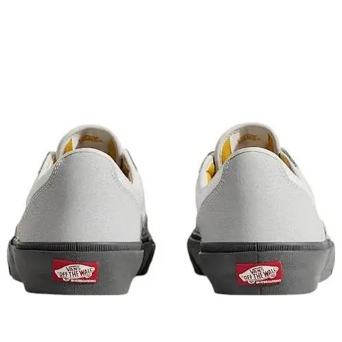 VANS Curren Sneakers