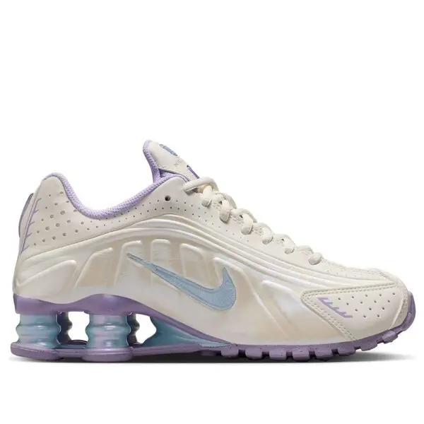 Nike Shox R4 Sneakers