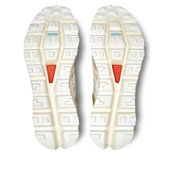 On Cloudvista Sneakers - Beige/gold