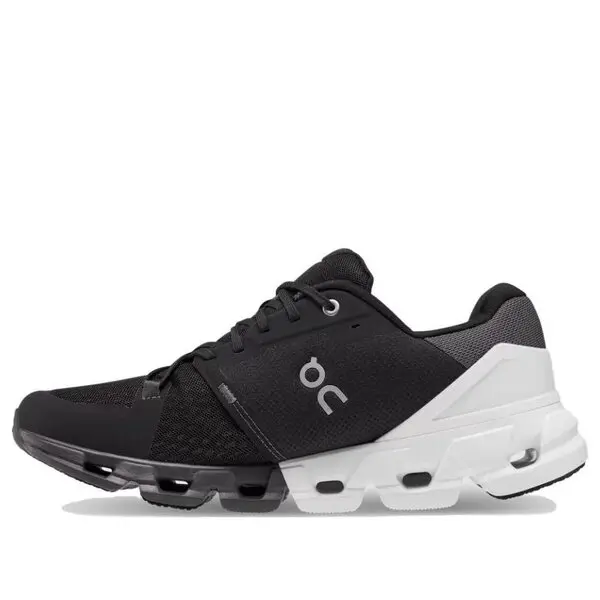 On Cloudflyer 4 Sneakers - Black/white