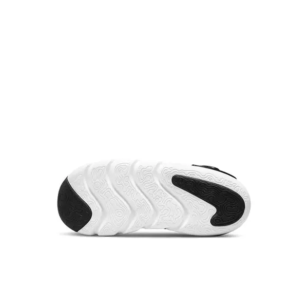 Nike Dynamo Go Slip-on Sneakers - Black