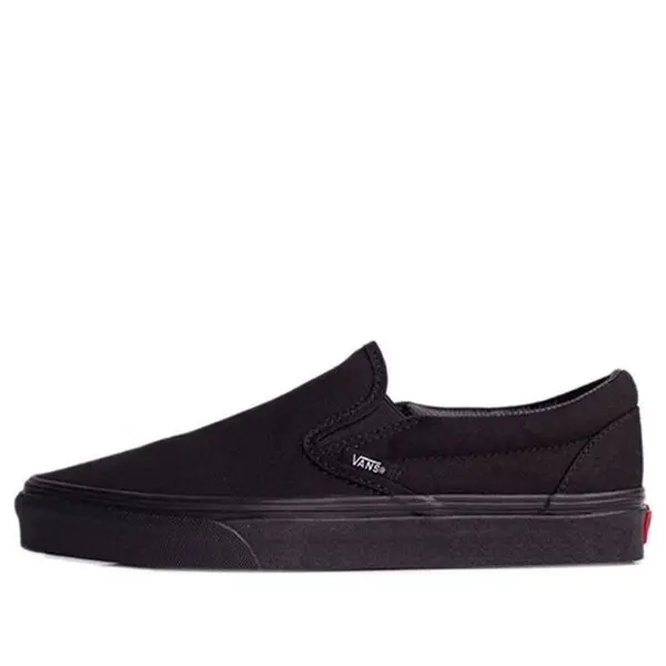 VANS Classic Slip-on Sneakers - Black