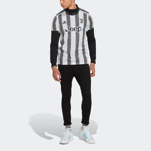 Adidas Juventus 22/23 Home Soccer Jersey
