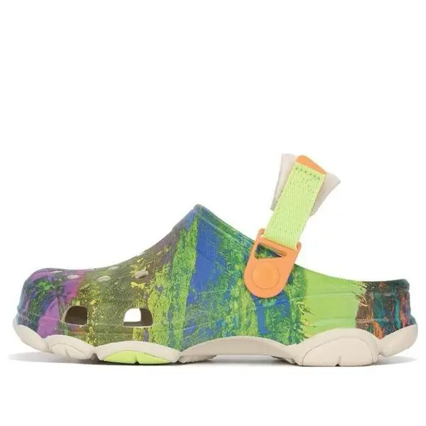 CROCS All-terrain Far Out Clogs - Green