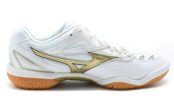 Mizuno Wavefang Pro Athletic Shoes