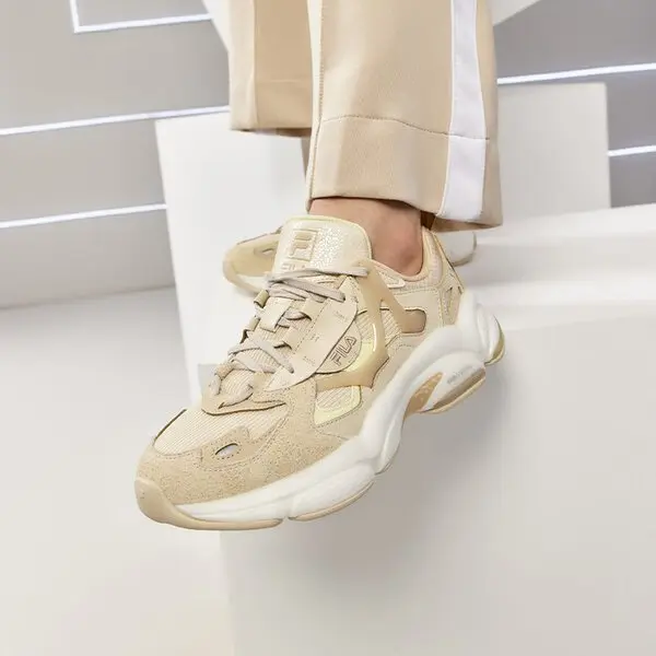 FILA FUSION Rjv Low Top Sneakers