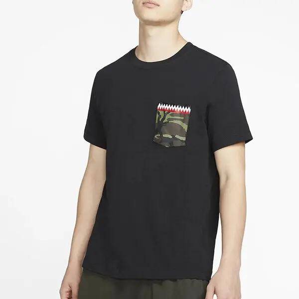 Nike Short Sleeve Pocket T-shirt