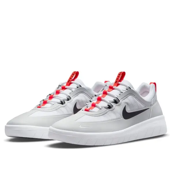 Nike Nyjah Free 2 Sb Sneakers - Grey/red